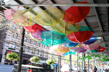 Business Owners Get Creative with Scaffolding Decorations - Upper West ...