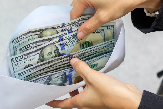 Restaurateurs Arrested for Bribing Monitors Over Food Violations ...