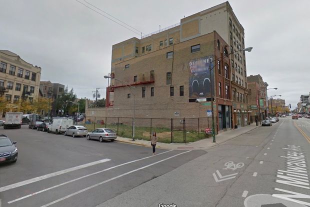 Noble Square Armed Robbery Victim Says He Should Have Paid More ...