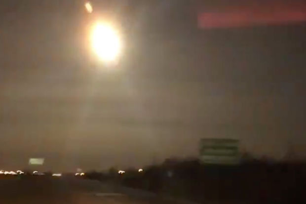 Meteor Splashed Down In Lake Michigan After Lighting Up The Chicago Sky ...