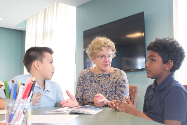 Seniors, Third-Graders Read Together Through Goudy Elementary Buddy ...