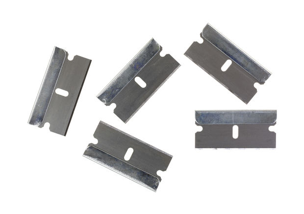 Girl Slashes Other Female Student With Razor Blades Hidden in Hair ...